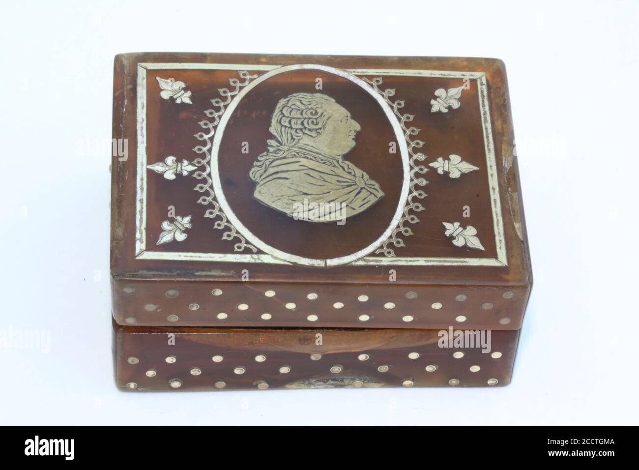 Antique Georgian ladies patch box Pique gold inlay on a blonde tortoise ...