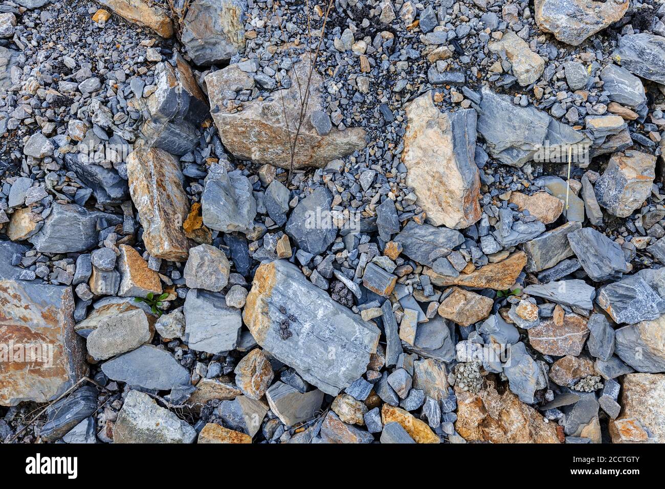 Trail of stone Stock Photo - Alamy