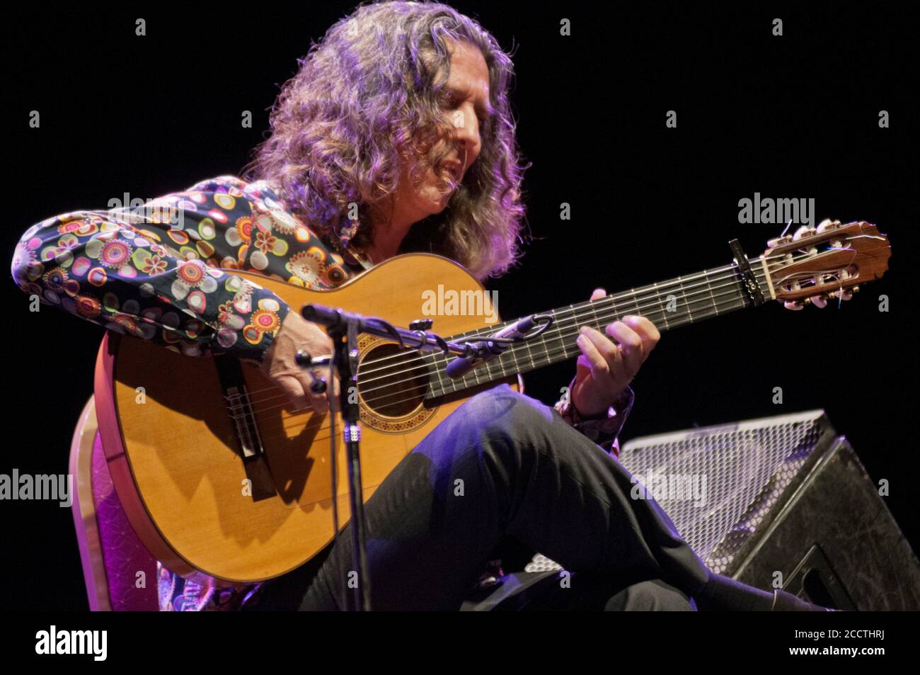 Flamenco guitar hi-res stock photography and images - Alamy