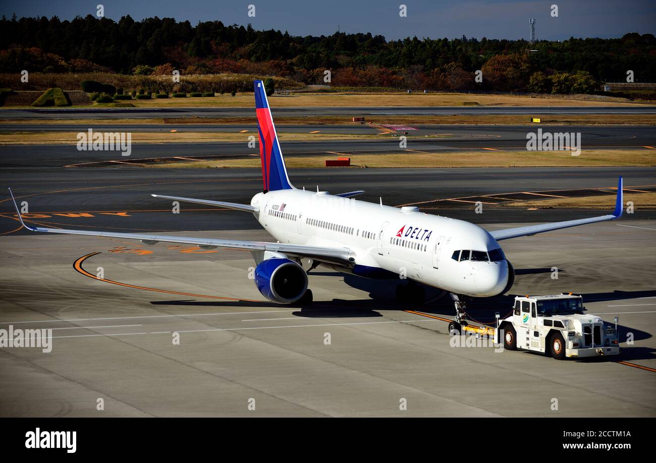 Boeing B 757 High Resolution Stock Photography and Images - Alamy