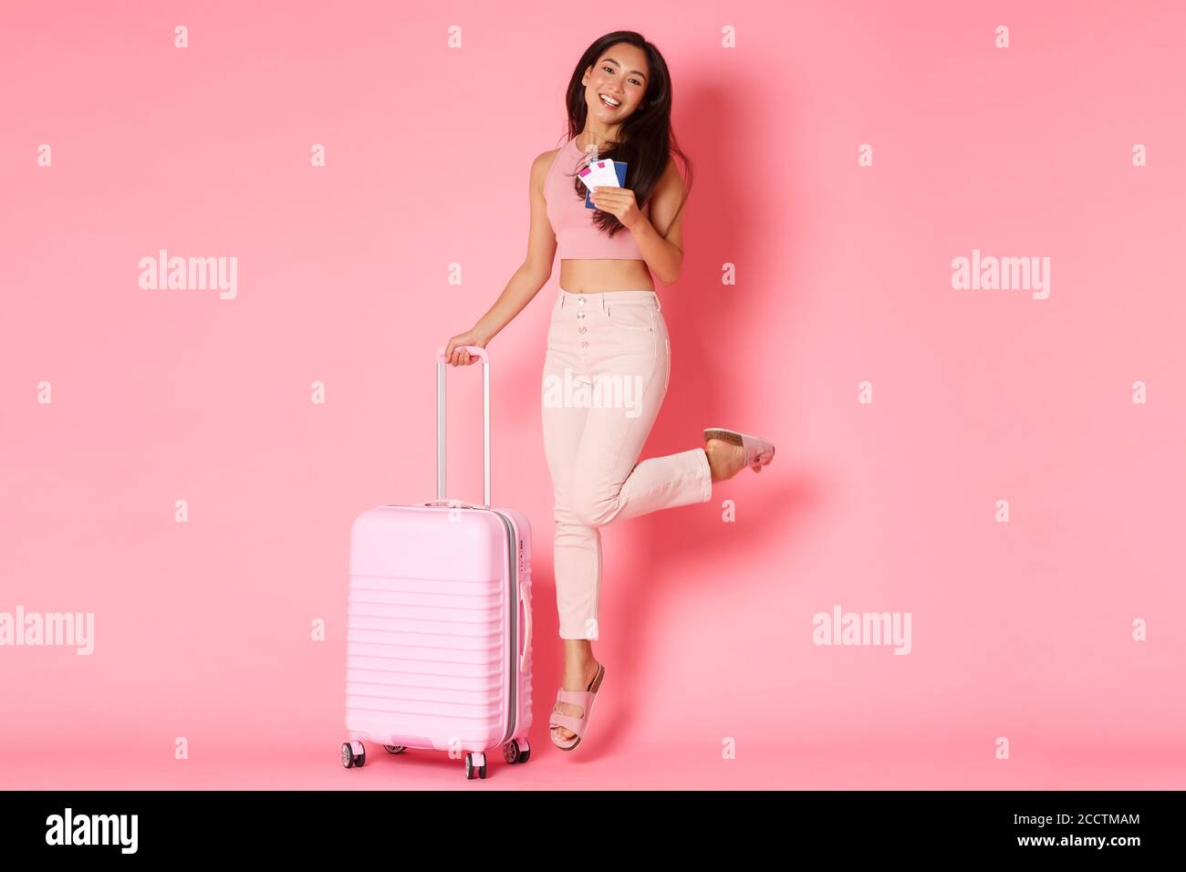 Travelling, holidays and vacation concept. Full-length of happy smiling ...