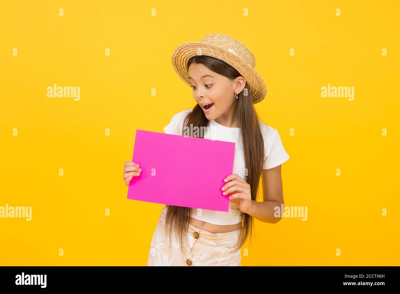 Cute girl show poster advertisement copy space, summer sales concept ...