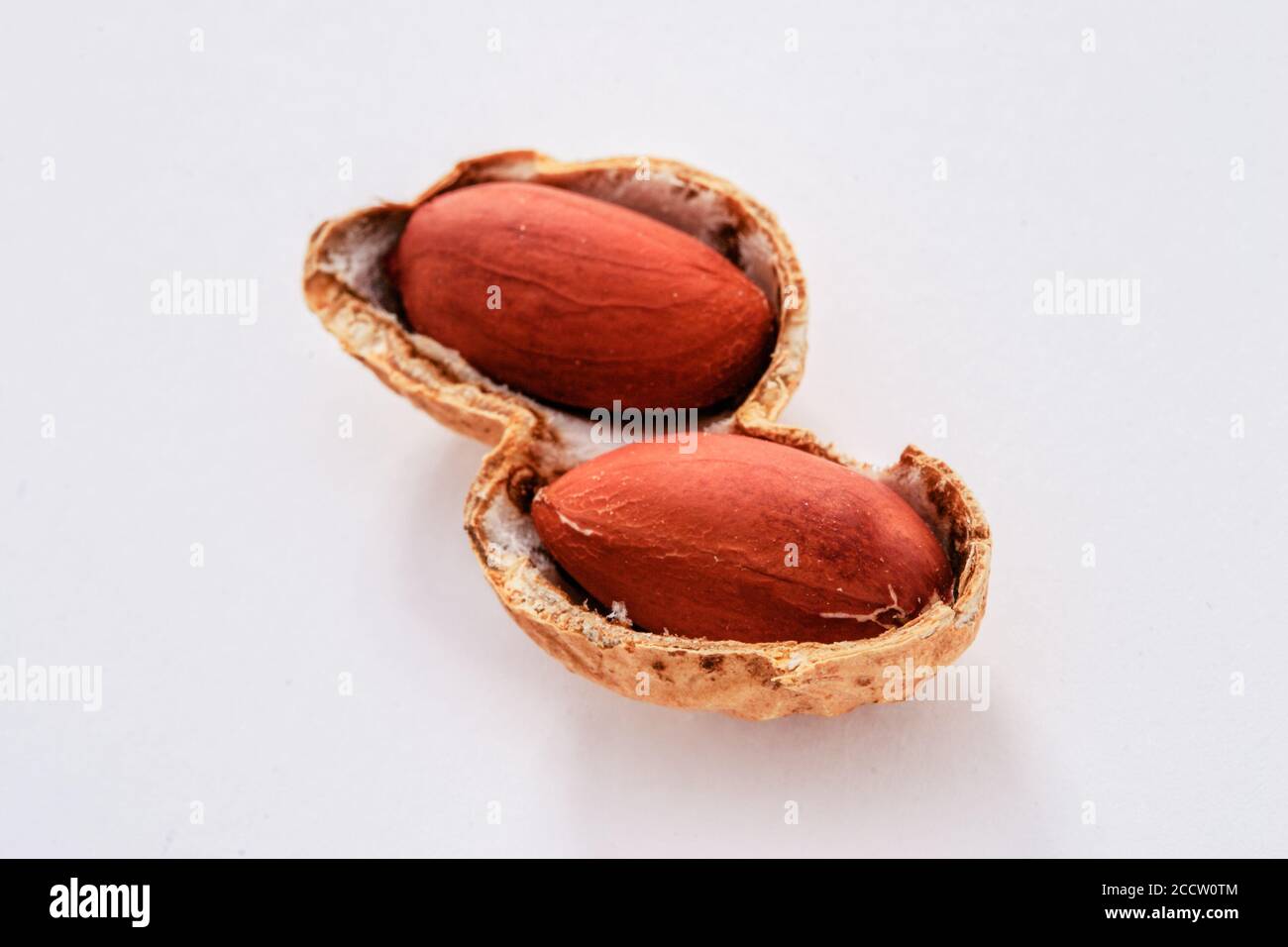 raw peanuts in shell Stock Photo - Alamy