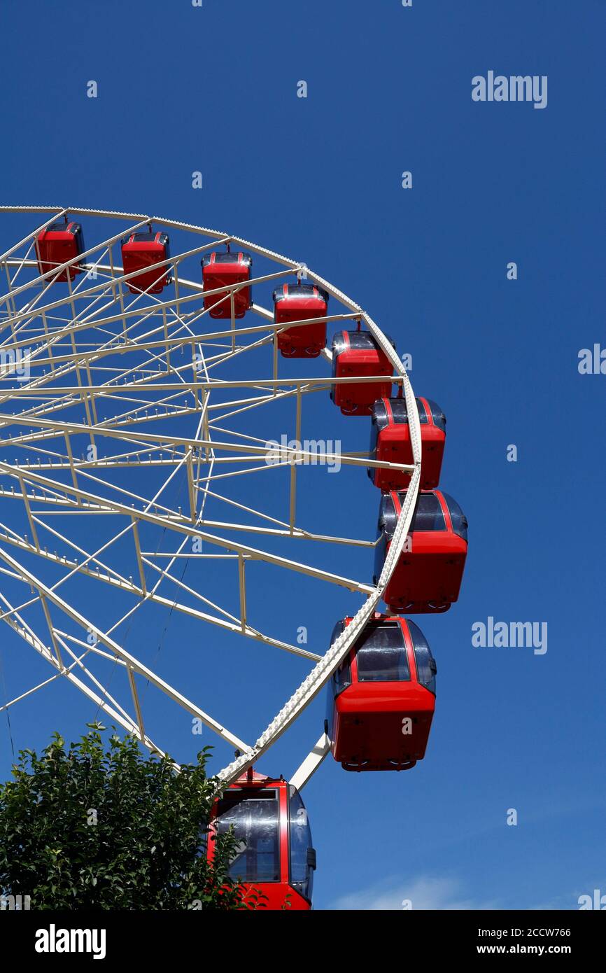 Ferris wheel summer attraction in Cardiff Bay, Wales UK Stock Photo - Alamy
