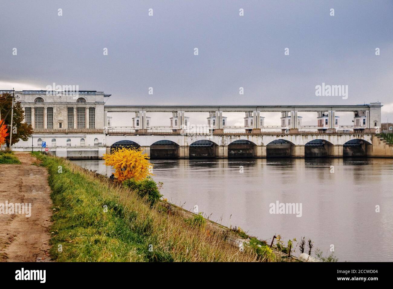 Hydropower station hi-res stock photography and images - Alamy