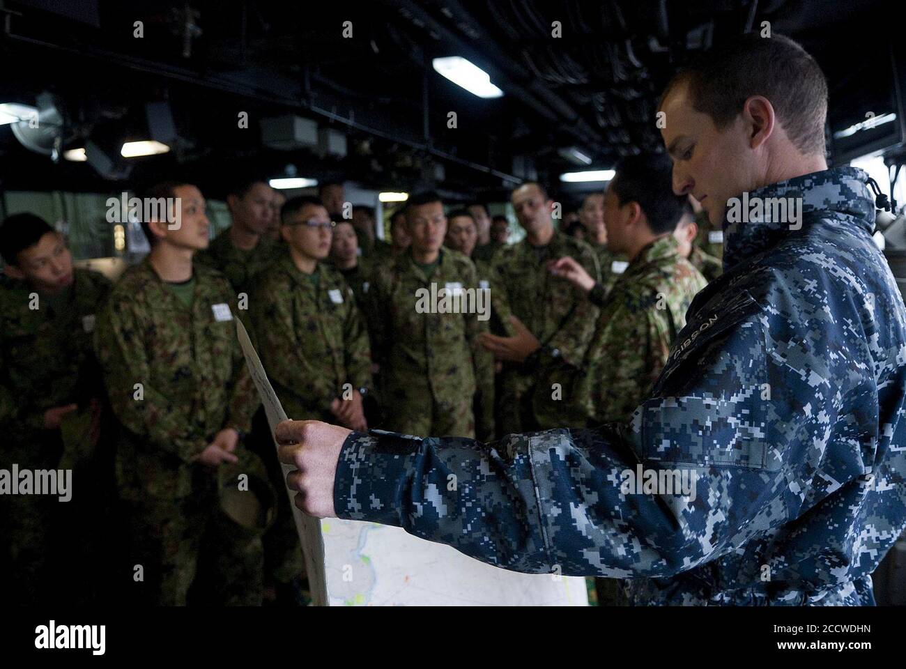 JGSDF visits USS Green Bay Stock Photo - Alamy