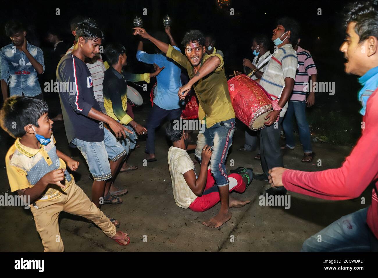 Hindu devotees dance hi-res stock photography and images - Alamy