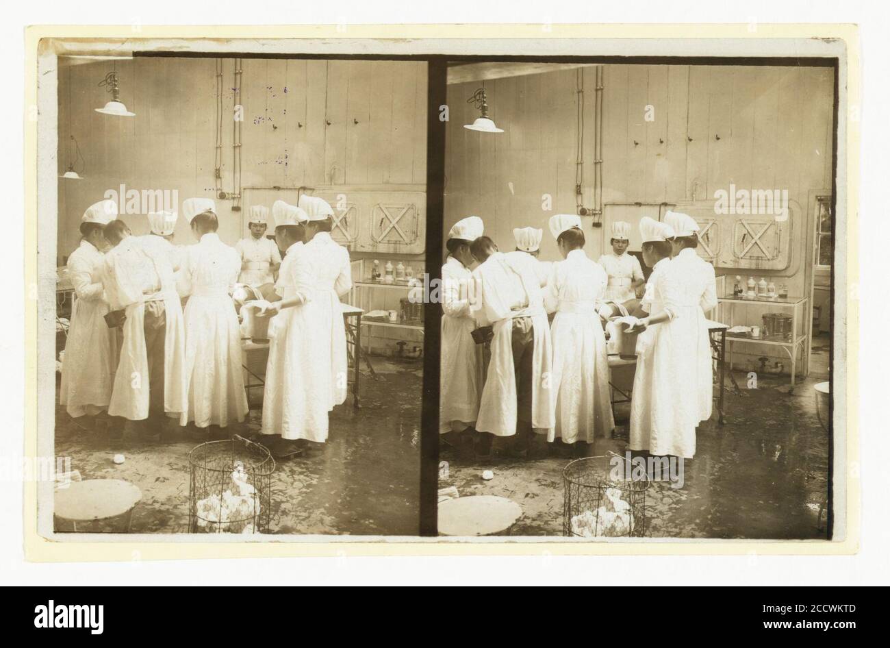 Japanese nurses and doctor during surgery Stock Photo - Alamy