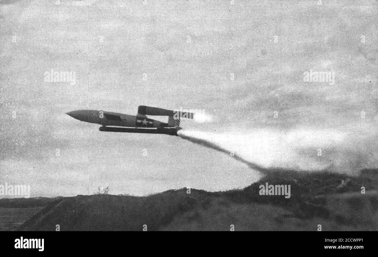 JB-2 Loon missile launch at Point Mugu 1947 Stock Photo - Alamy