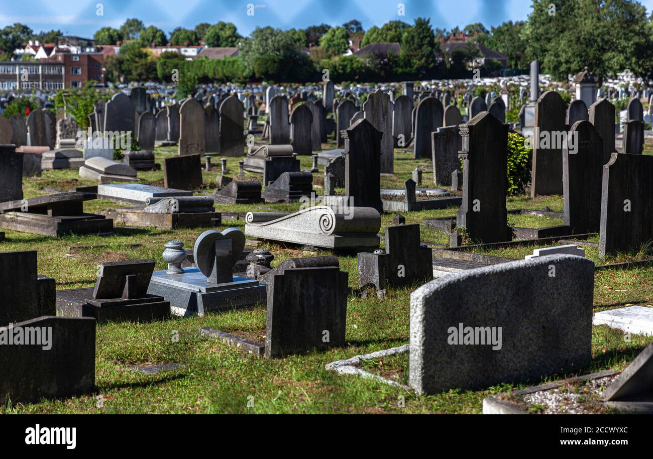 Golders green cemetery hi-res stock photography and images - Alamy