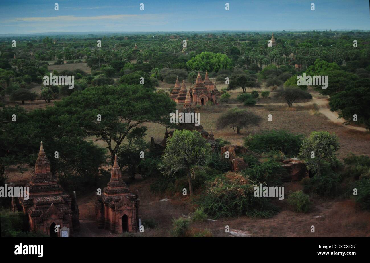 Old bagan landscape hi-res stock photography and images - Alamy