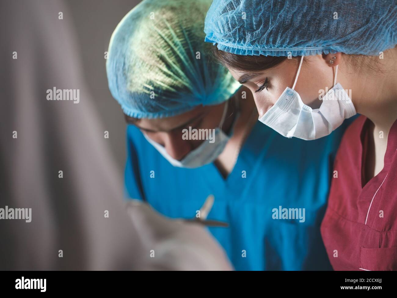 Military hospital operating room hi-res stock photography and images ...