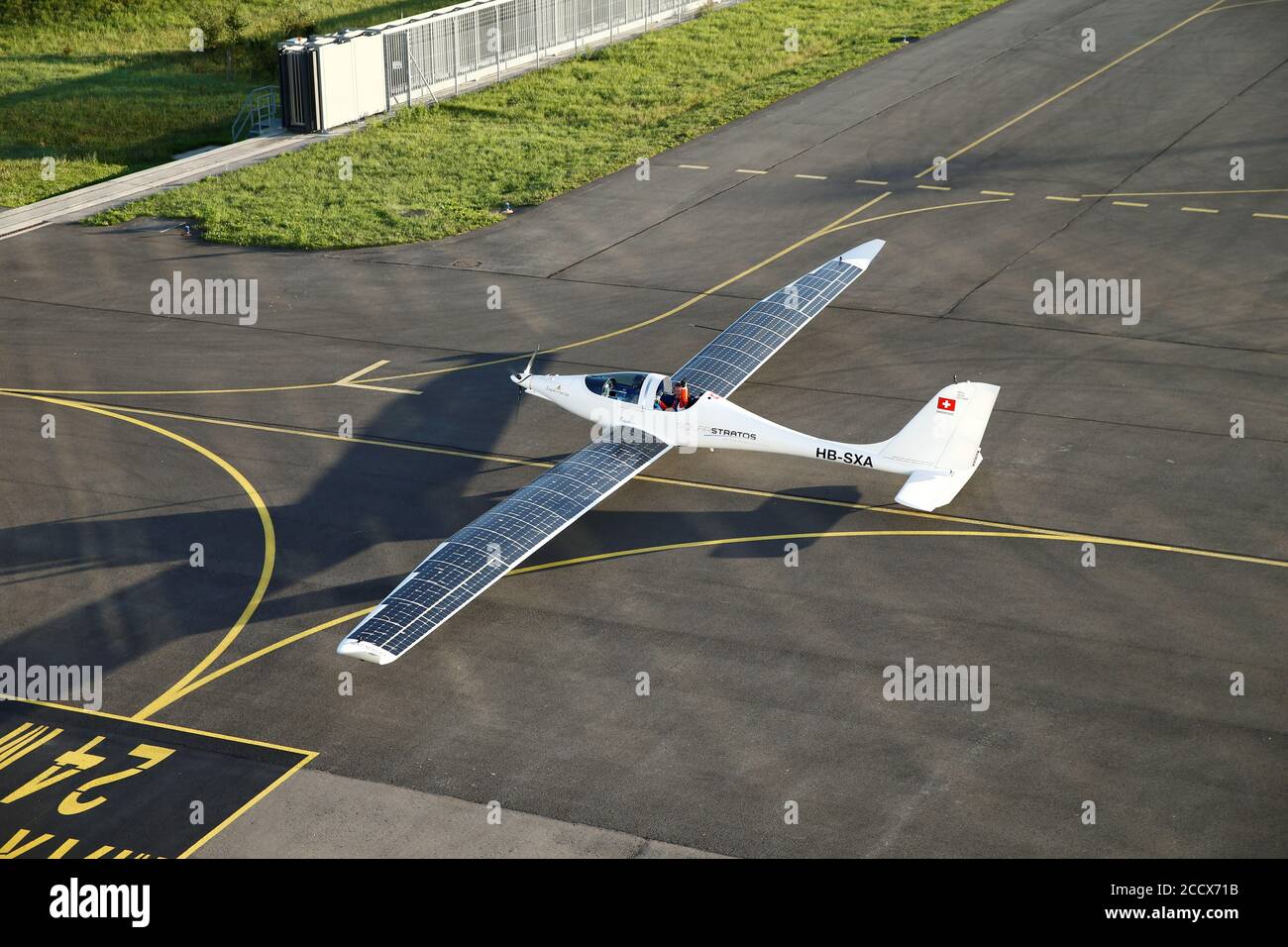 Stratos jump hi-res stock photography and images - Alamy