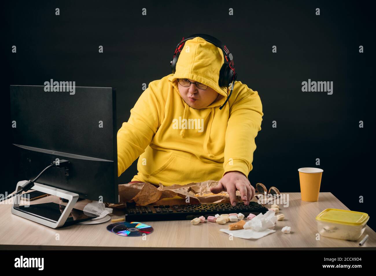 Fat loser hi-res stock photography and images - Alamy