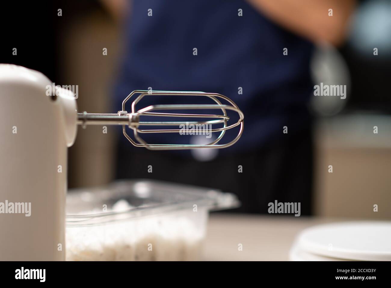 Food mixer hi-res stock photography and images - Alamy