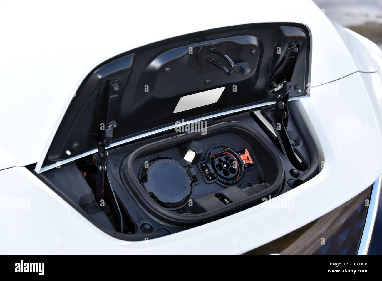 Electric vehicle charging port type hi-res stock photography and images ...