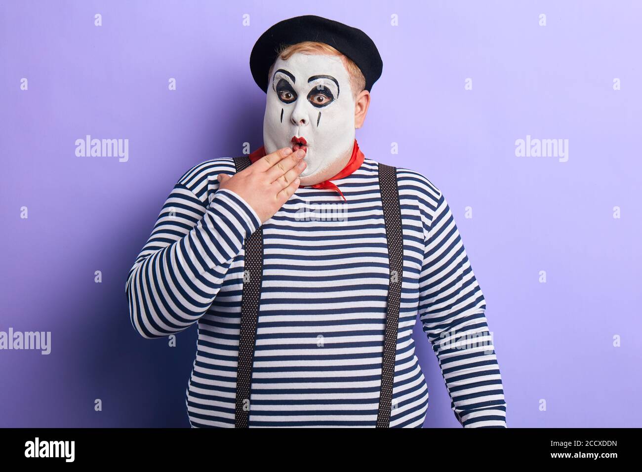 Mime Artist Memes Mime Artist Peeking Out From Stage Curtains And
