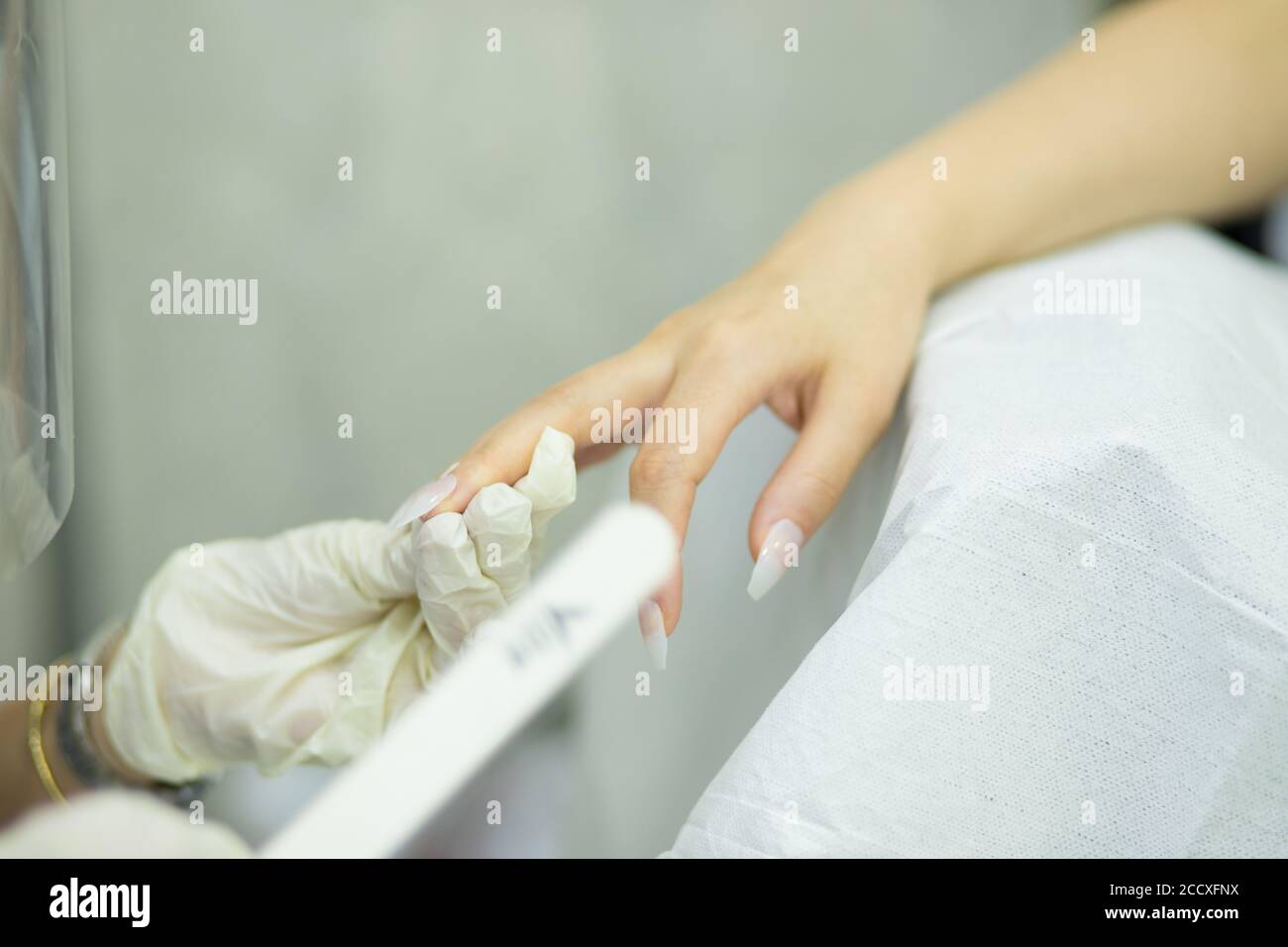 Hand creme skin hi-res stock photography and images - Alamy