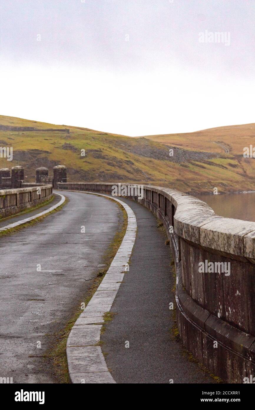 Elan valley bridge hi-res stock photography and images - Alamy
