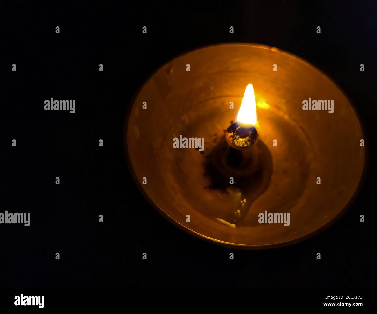 Diya flame hi-res stock photography and images - Alamy