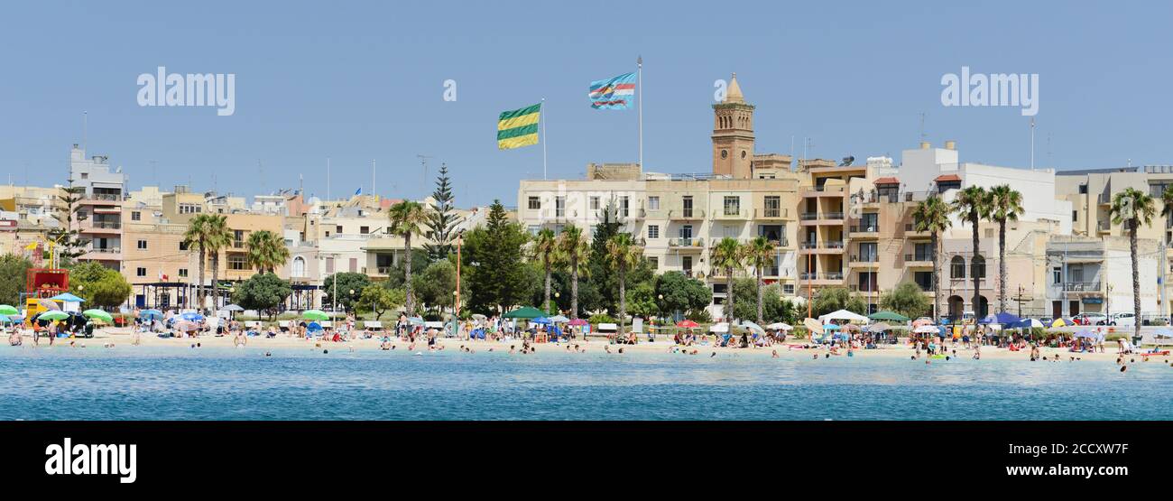 Pretty Bay beach at Birżebbuġa, Malta Stock Photo - Alamy