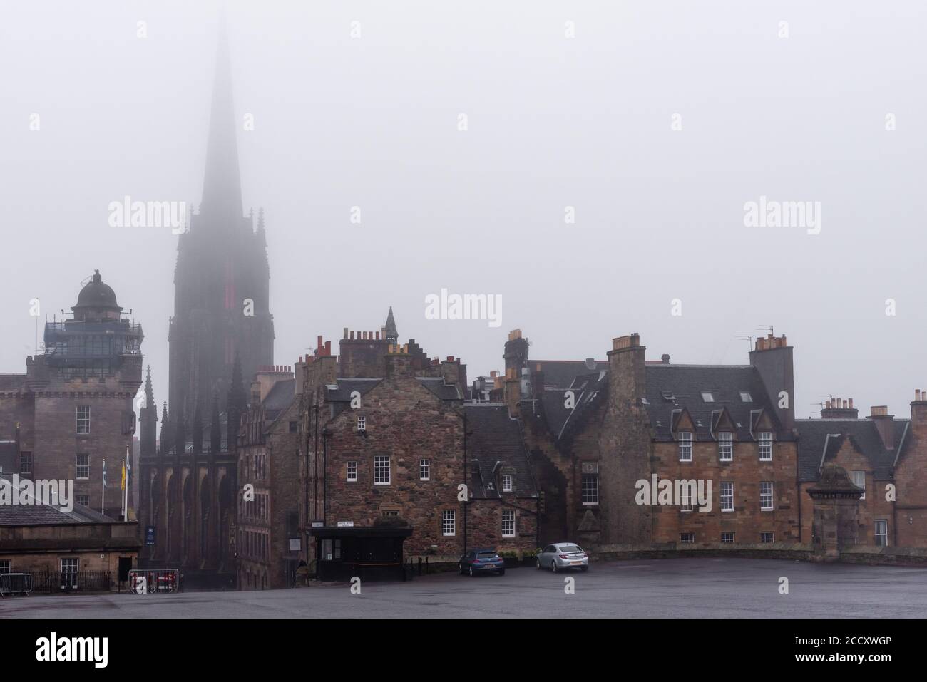 edinburgh old town on foggy morning, Edinburgh, Scotland Stock Photo ...