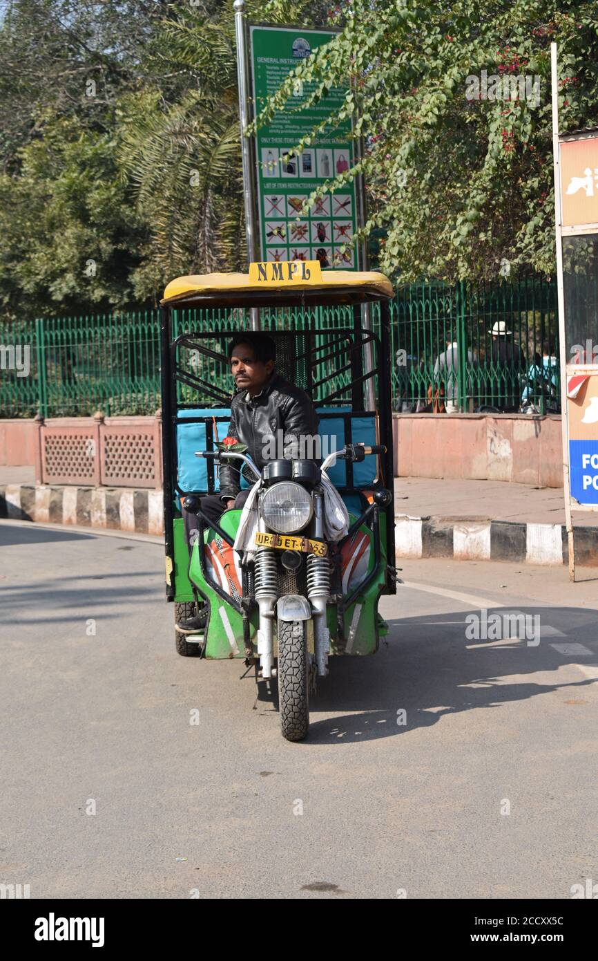 Aga, Uttar Pradesh, India. Town center Stock Photo - Alamy