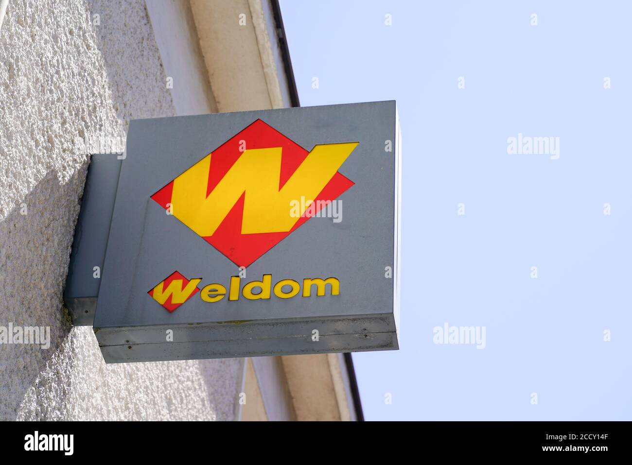 Weldom hi-res stock photography and images - Alamy