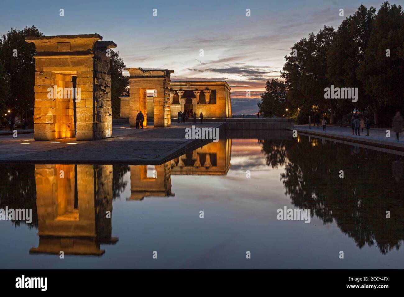 Temple of Debod at dusk, Madrid, Spain Stock Photo - Alamy