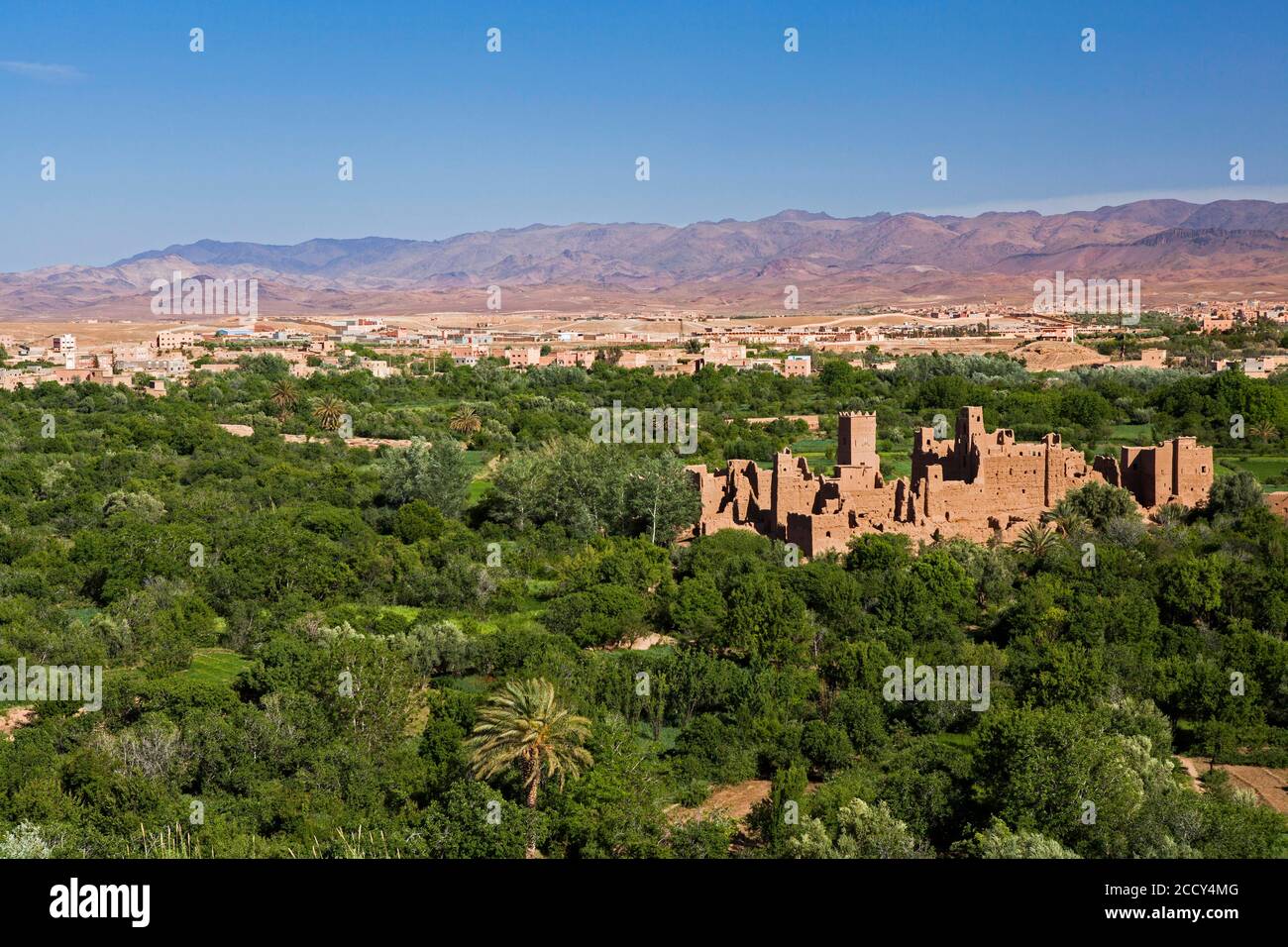 El kelaa village mgouna hi-res stock photography and images - Alamy