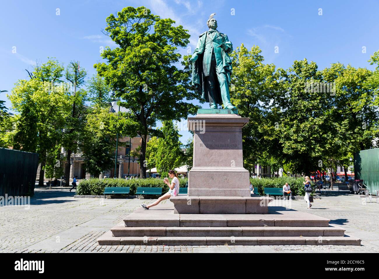 Statue karl johans gate hi-res stock photography and images - Alamy