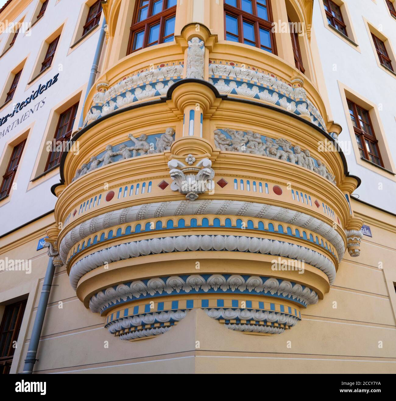 Artistic bay window, Heinrich-Schuetz-Residence, Neumarkt, Dresden ...