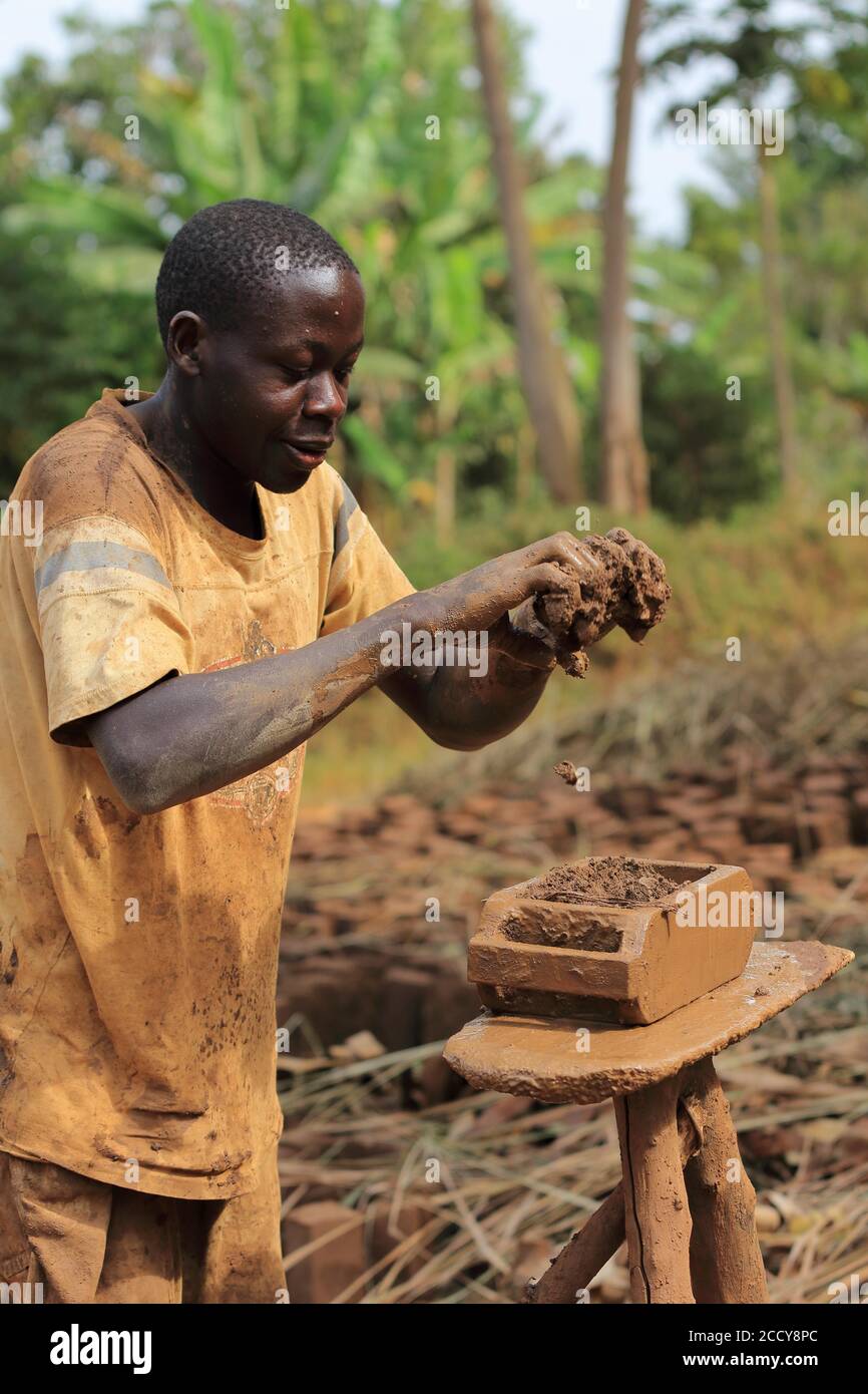 Africa brick bricks hi-res stock photography and images - Alamy