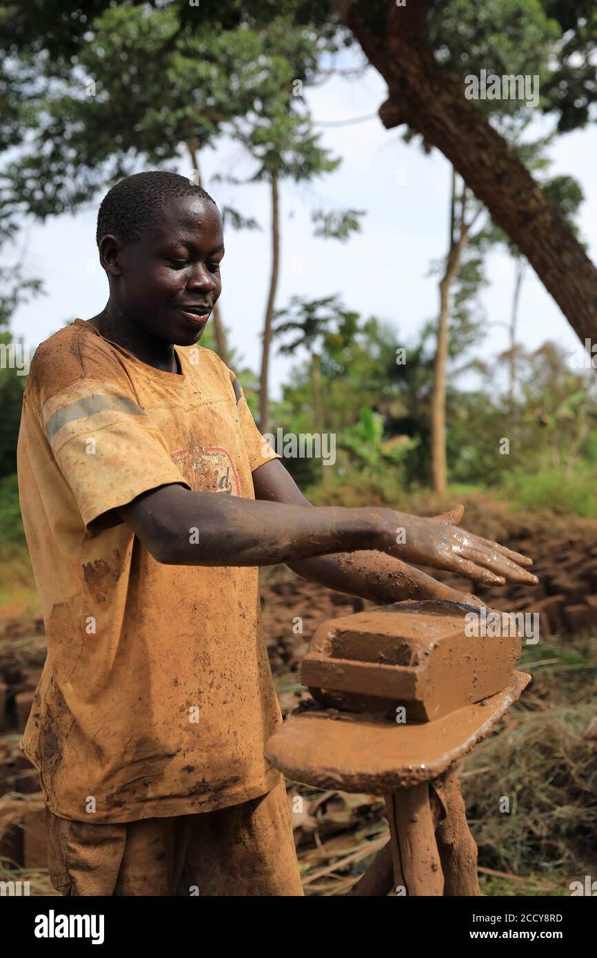 Africa brick bricks hi-res stock photography and images - Alamy