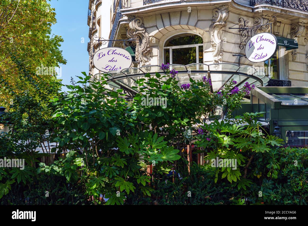 Lilas hi-res stock photography and images - Alamy