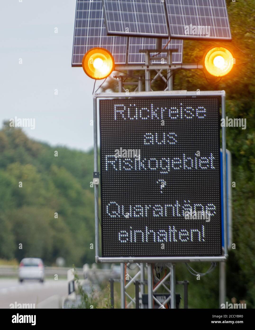 25 August 2020, Langenau: On the A7 motorway, travellers from risk ...