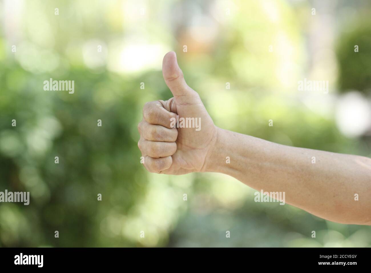 illustration of thumb finger symbol to indicate success. Ok sign ...