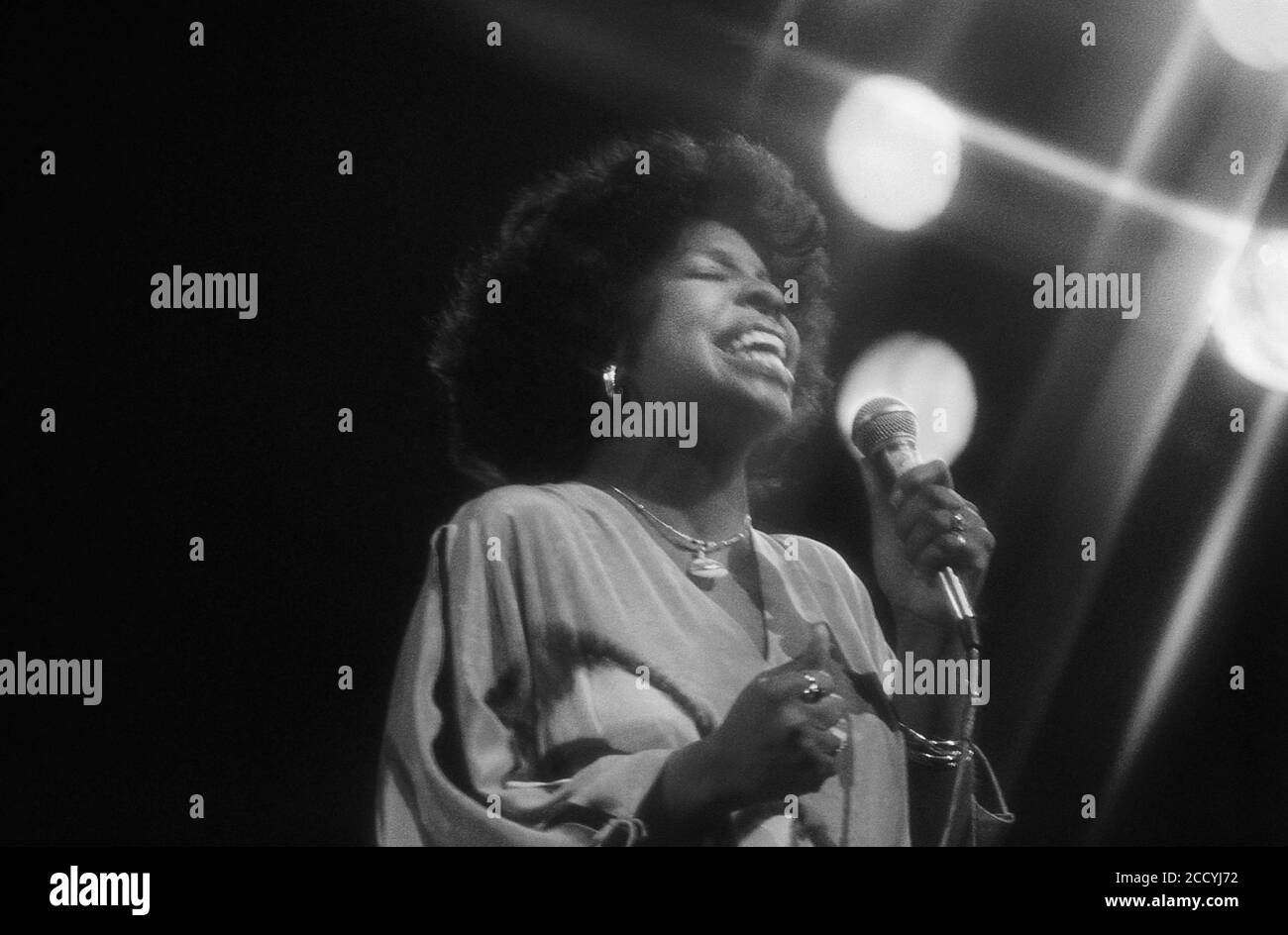 Gladys knight and the pips hi-res stock photography and images - Alamy