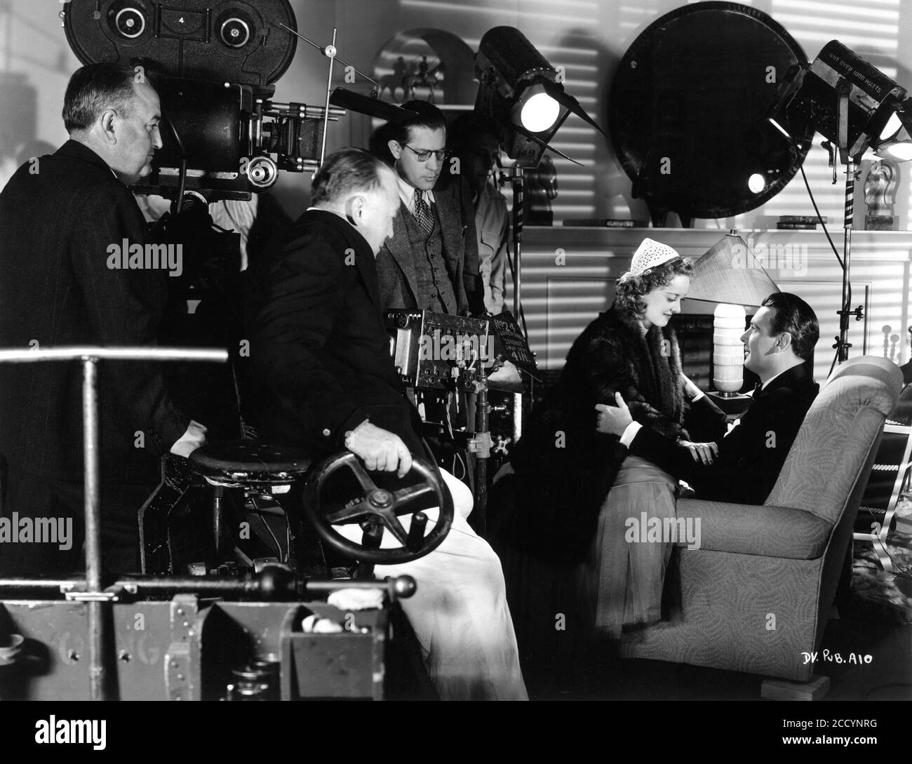 Assistant Director FRANK HEATH Director EDMUND GOULDING Cinematographer ...