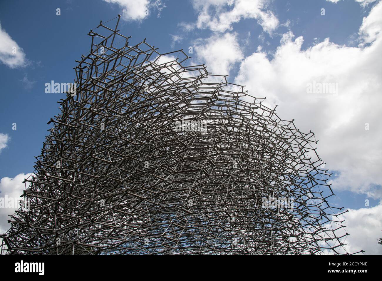 The Hive. Art Installation at Kew Gardens, Surrey, UK Stock Photo - Alamy
