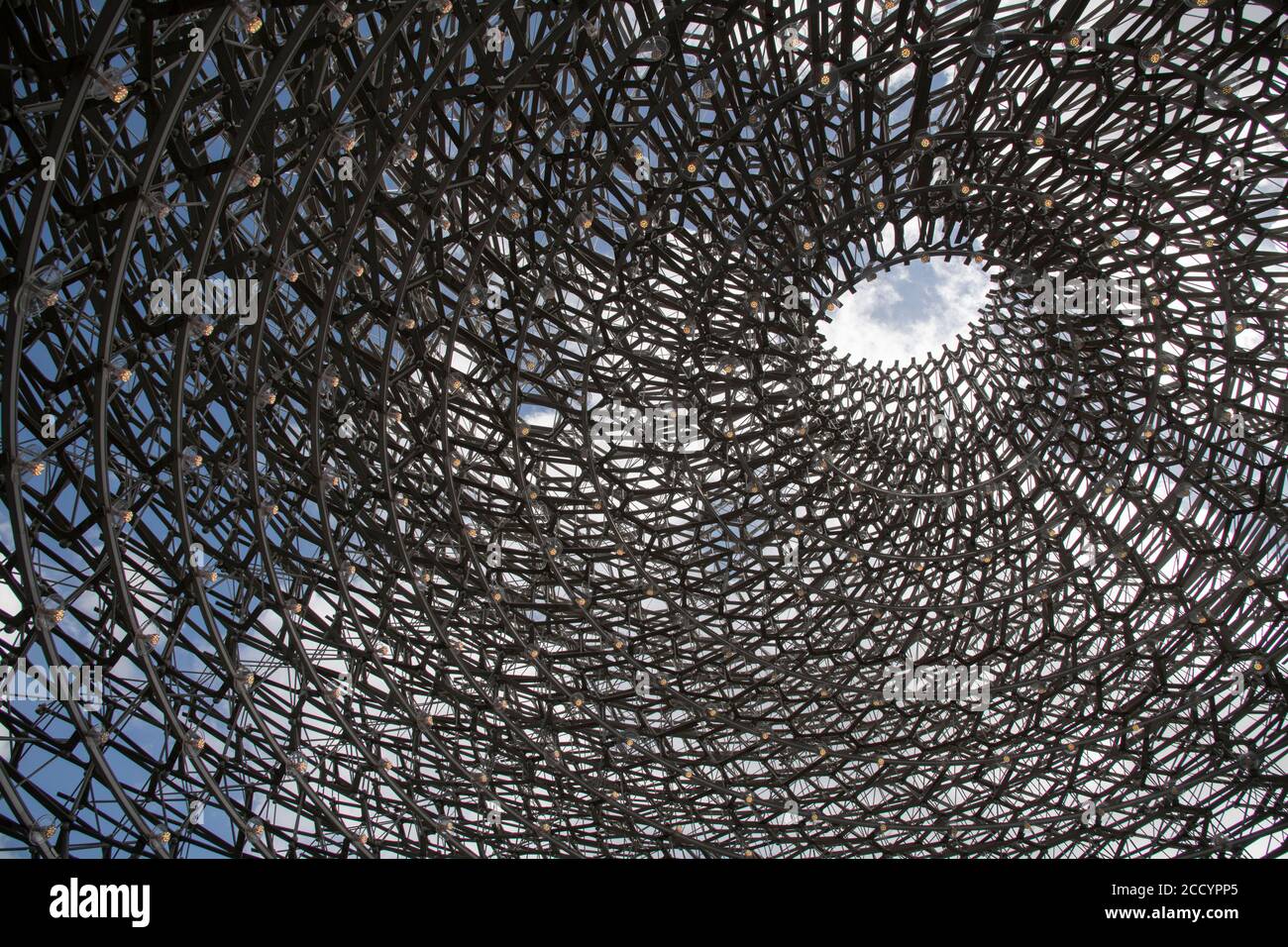 The Hive. Art Installation at Kew Gardens, Surrey, UK Stock Photo - Alamy