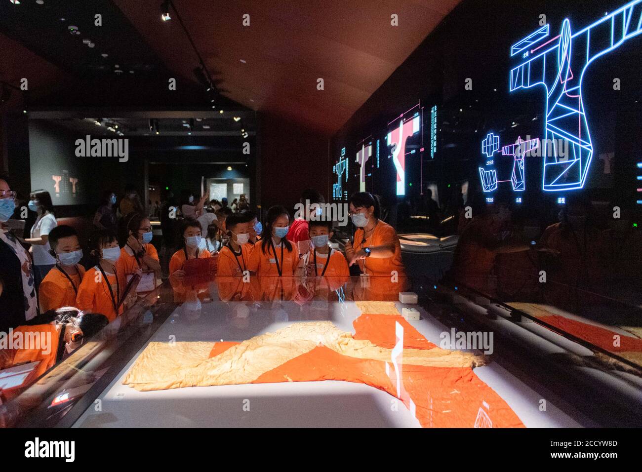 Changsha, China's Hunan Province. 25th Aug, 2020. A guide (1st R ...