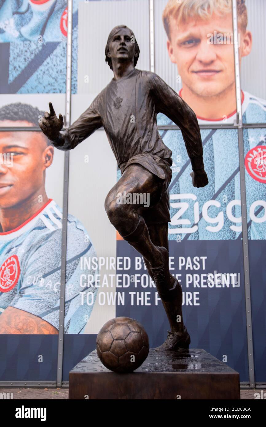 Close Up Of The New Johan Cruyff Statue At The Johan Cruyff Arena ...