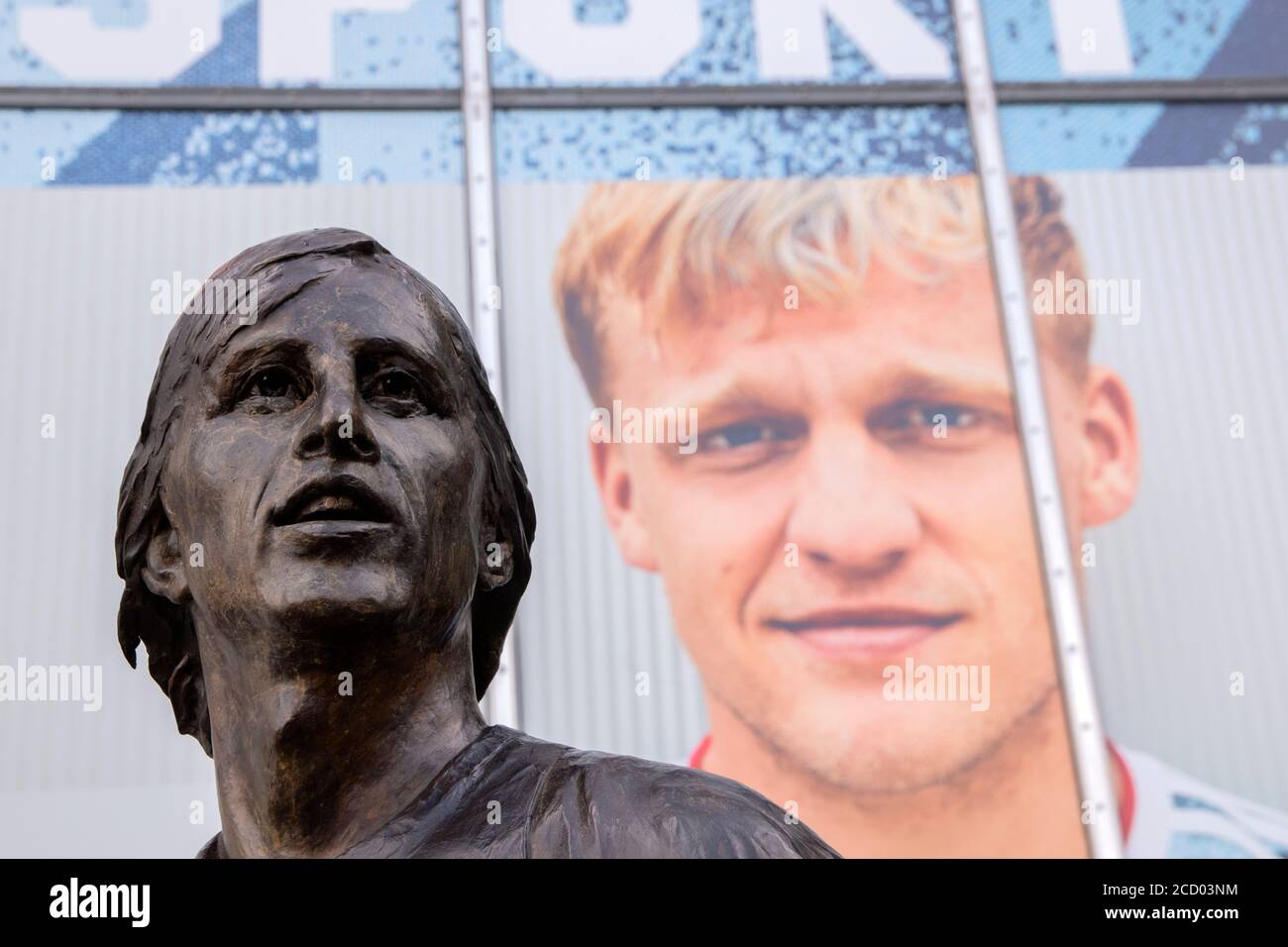 Close Up Of The New Johan Cruyff Statue At The Johan Cruyff Arena ...
