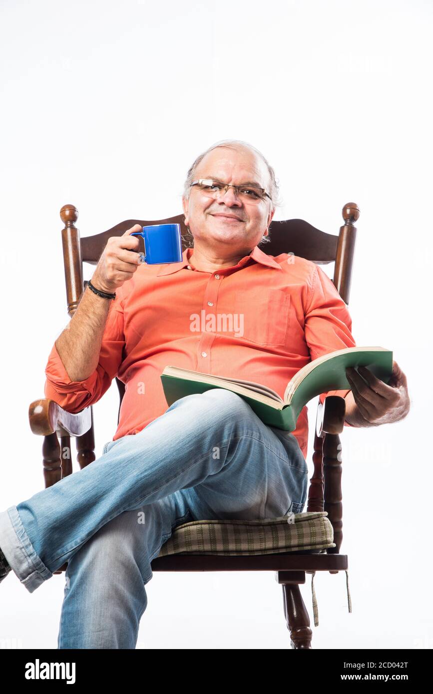 Old indian man with eyeglasses hi-res stock photography and images - Alamy