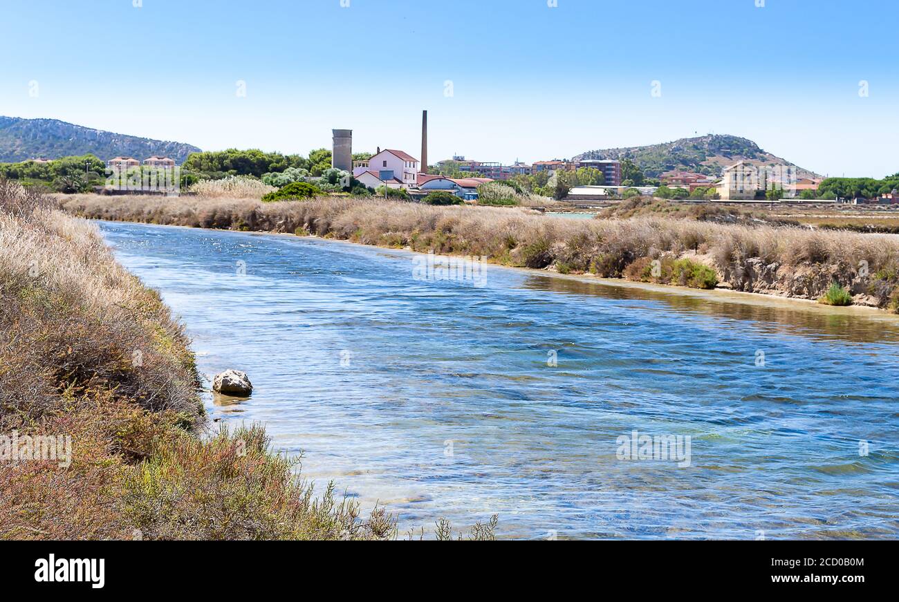 Rural scene with river hi-res stock photography and images - Alamy