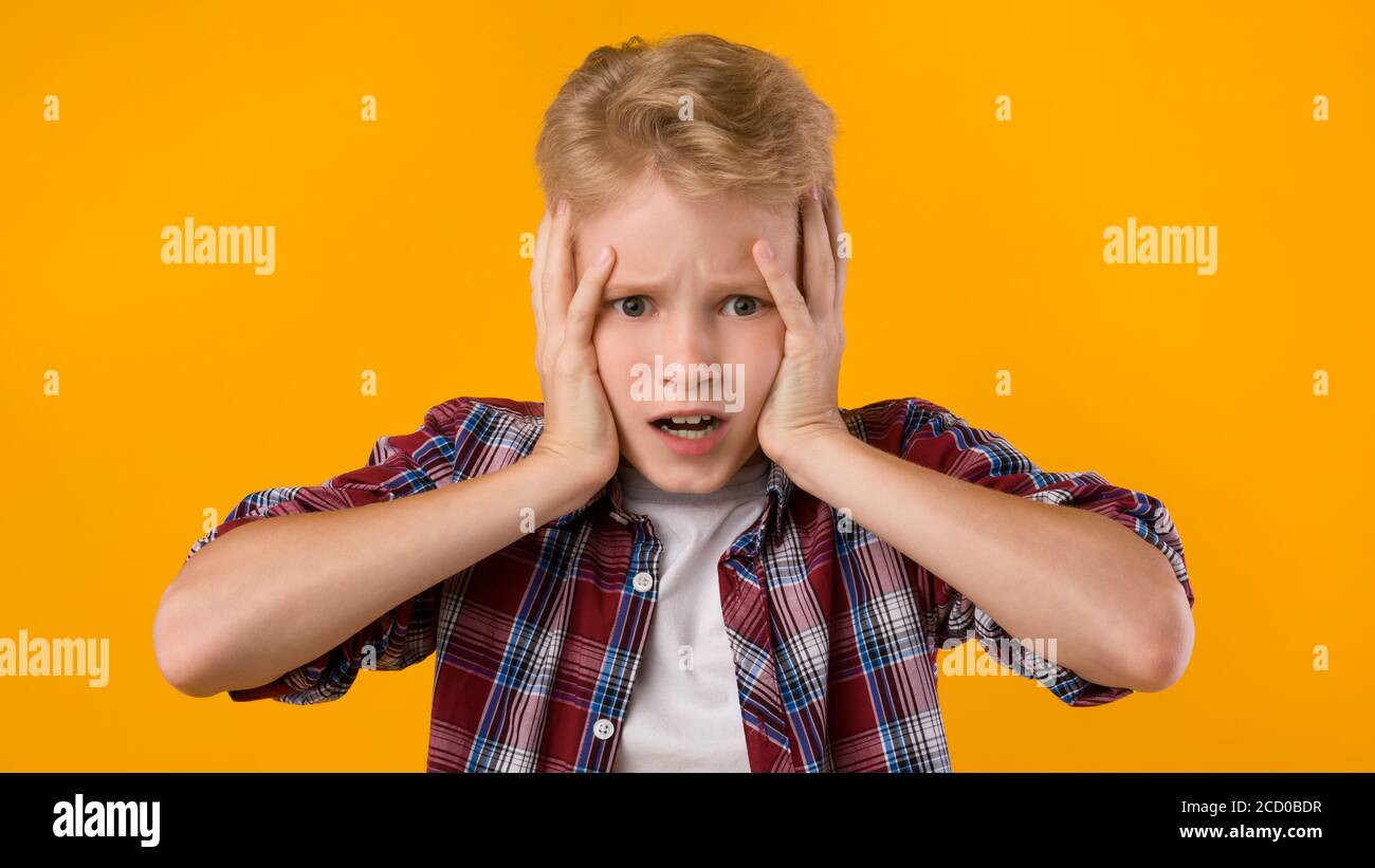 Emotional shock hi-res stock photography and images - Alamy