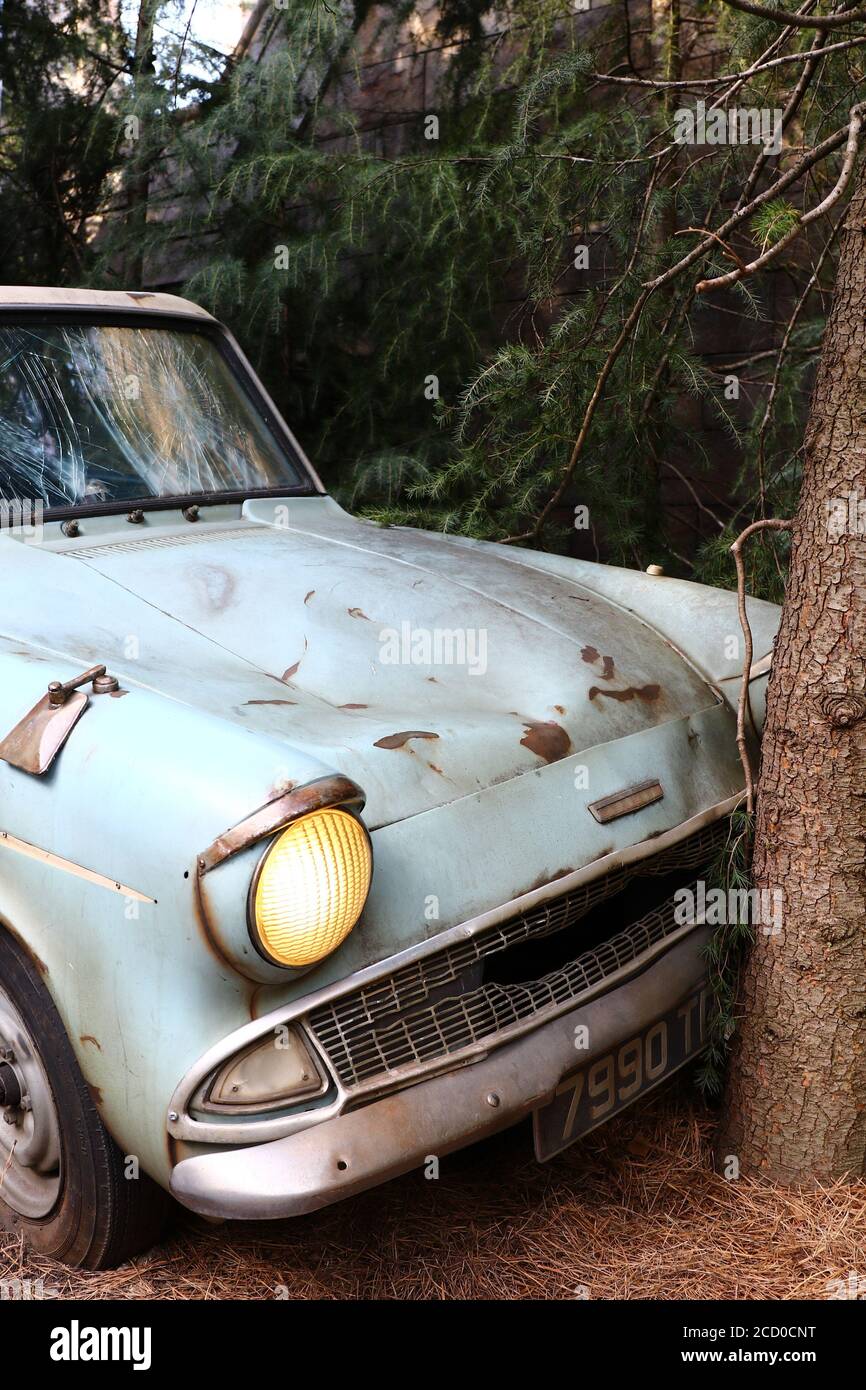 The Wizarding World of Harry Potter in Universal Studios Japan.Weasley ...