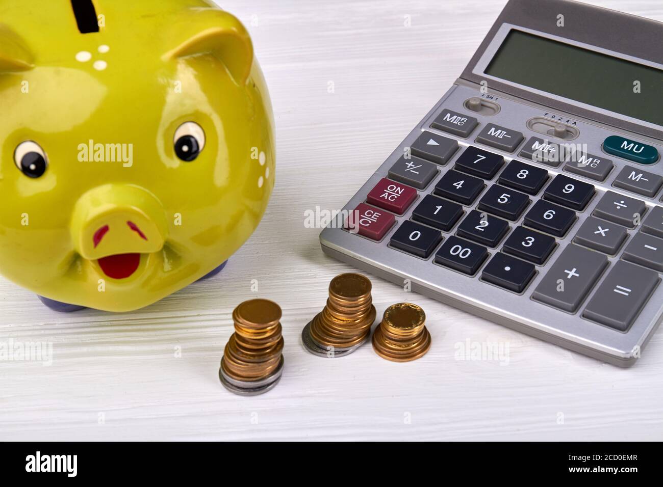 Calculating savings concept Stock Photo - Alamy