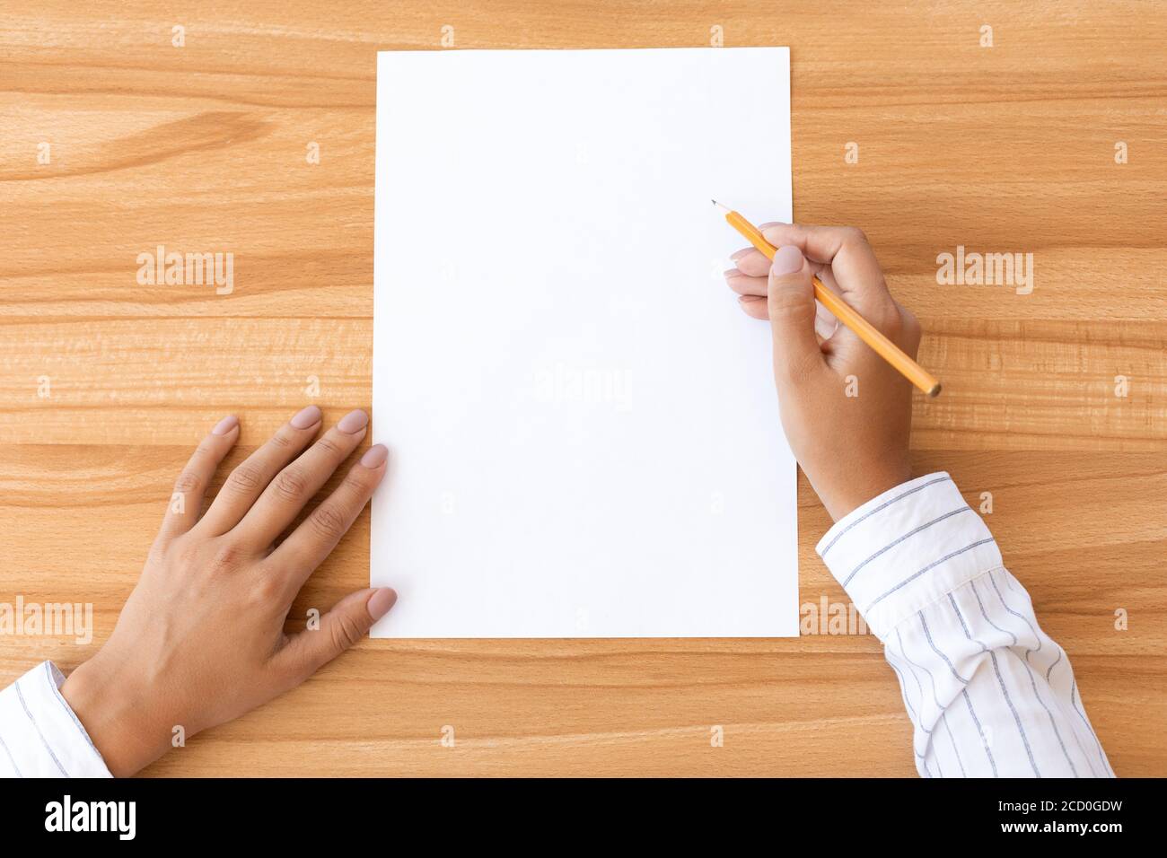 Blank a4 sheet hi-res stock photography and images - Alamy